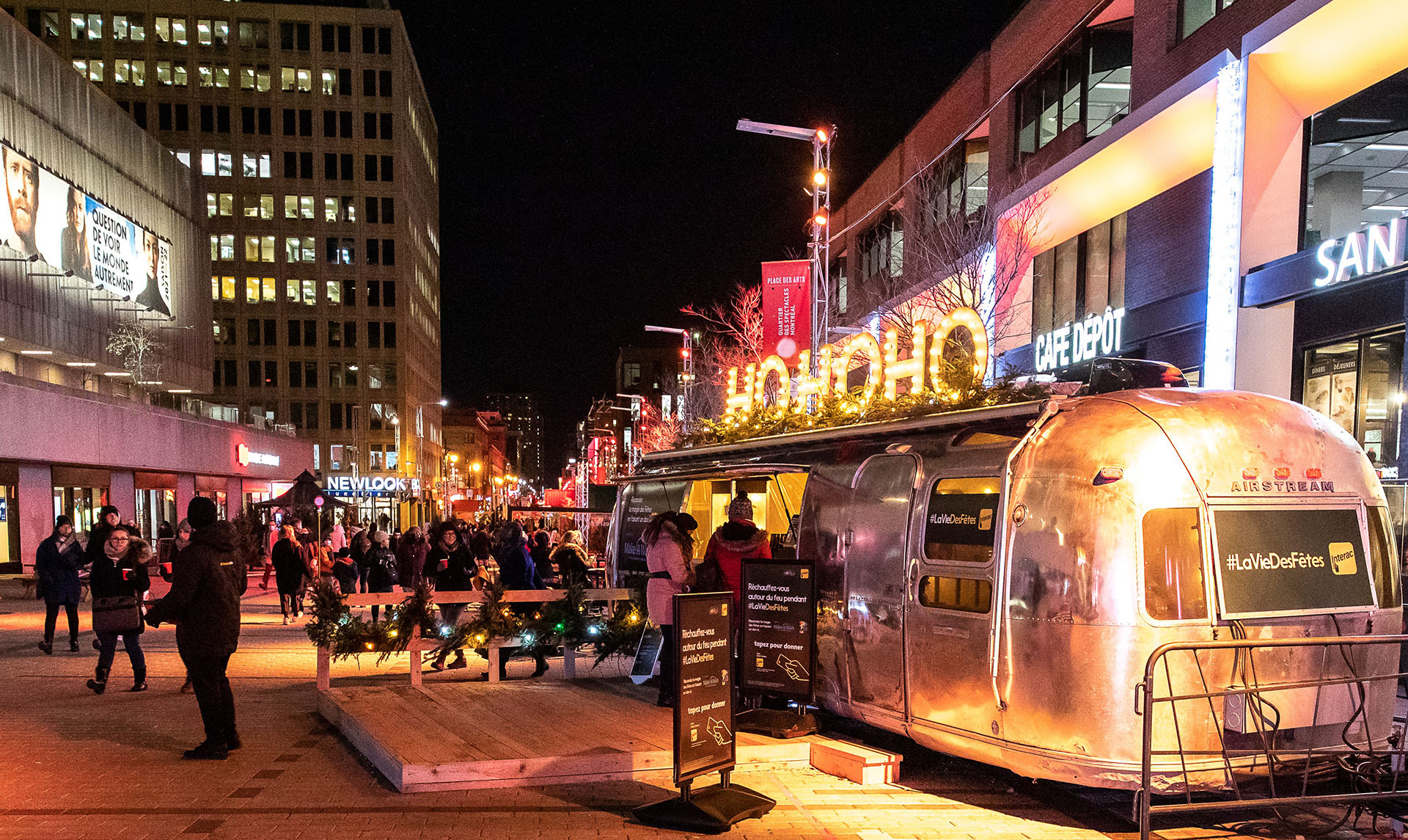 Proof Experiences Case Study | Interac Holiday Life Campaign